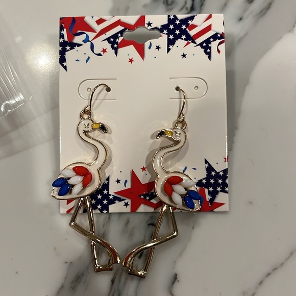 Bealls | Jewelry | Flamingo Red White Blue Stones New Cute | Poshmark